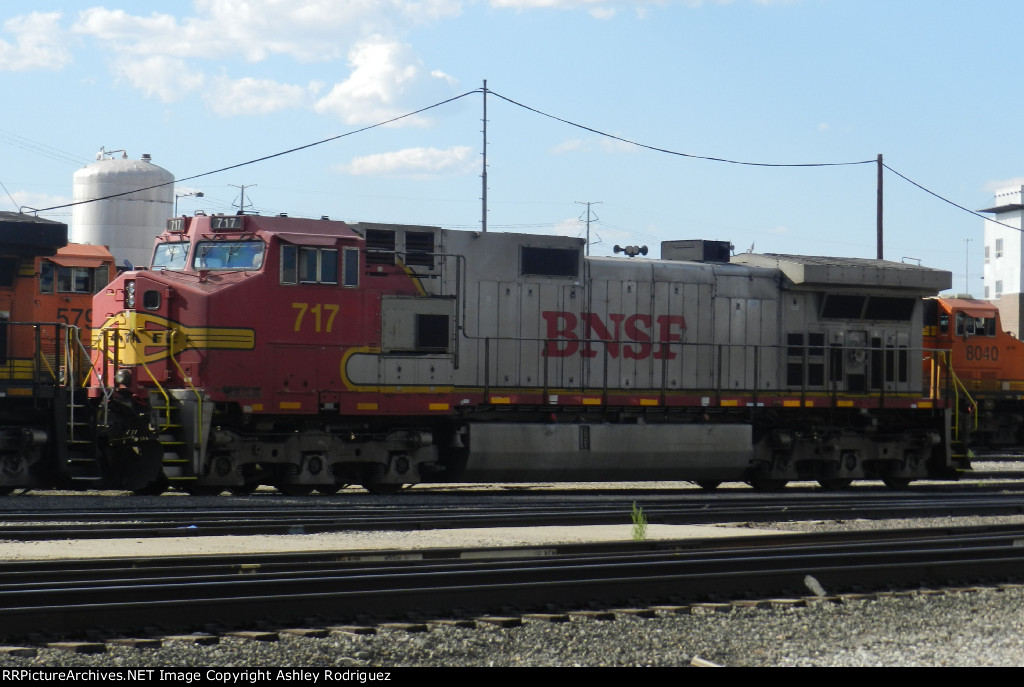 BNSF 717